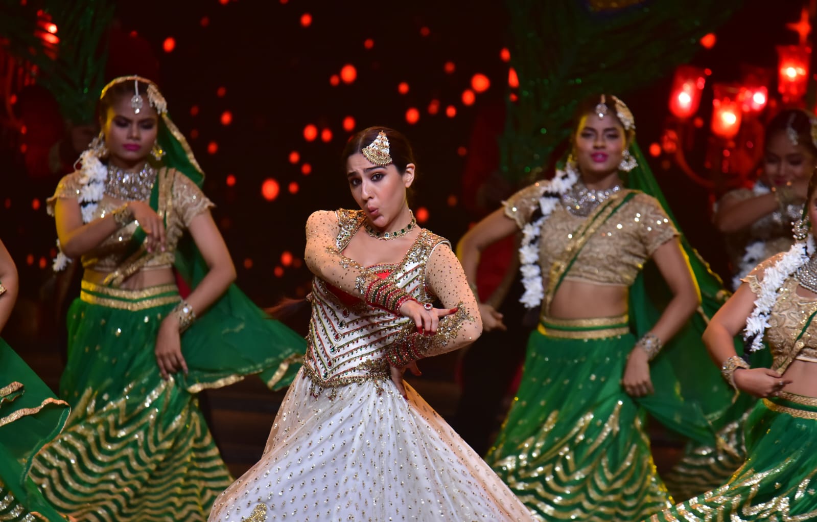 IFFI 2022 Highlights: Sara Ali Khan, Kartik Aaryan, Ajay Devgn Grace The Opening Ceremony